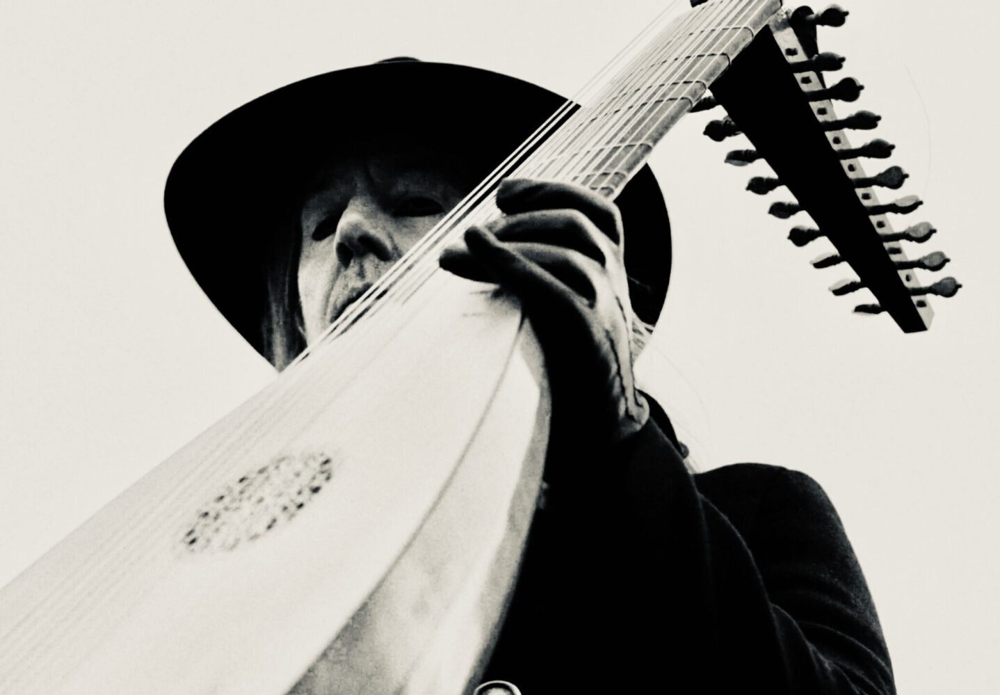 Micro Show #14 : Jozef Van Wissem + Pavel Tchikov